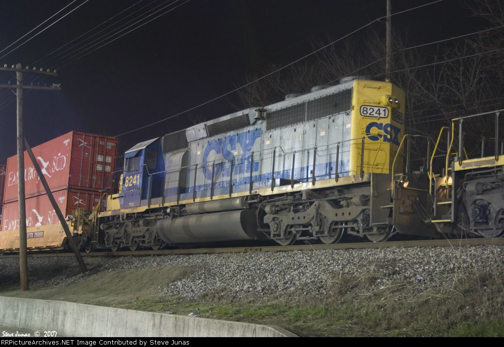 CSX 8241 Q215